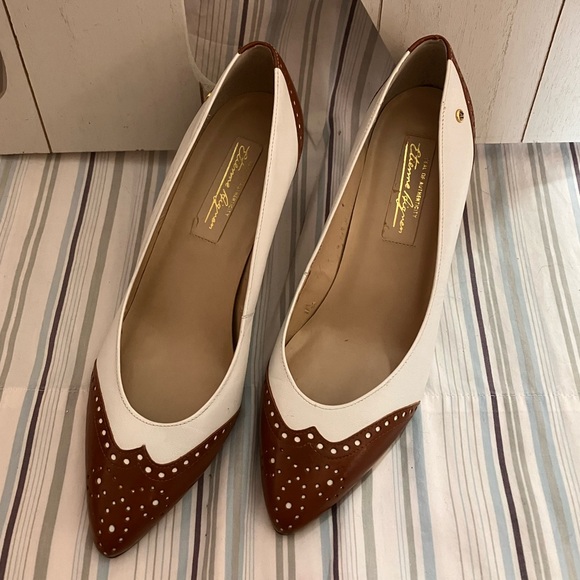 Etienne Aigner | Shoes | Vintage Etienne Aigner Classic Wingtip Pump ...